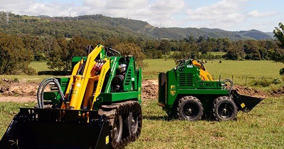 Mini Loaders | Tas Trucks